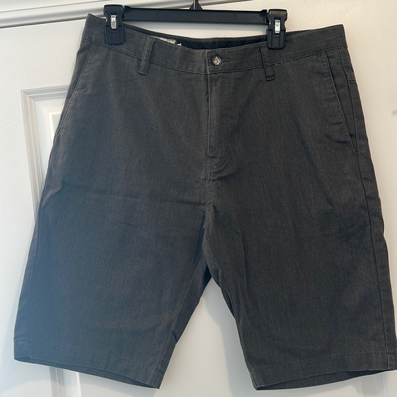 Volcom | Shorts | Volcom Shorts 33 | Poshmark